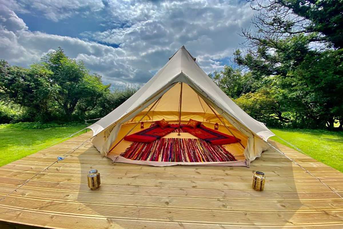 Caffyns Farm - Camping, B&B, Horse riding, walking, cycling